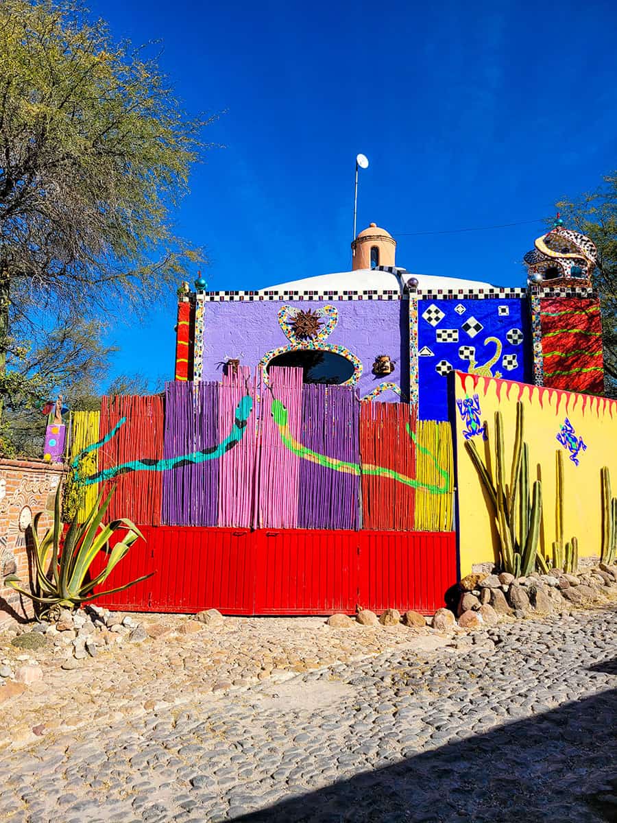 Chapel of Jimmy Ray Gallery: Exploring The Weird & Wonderful